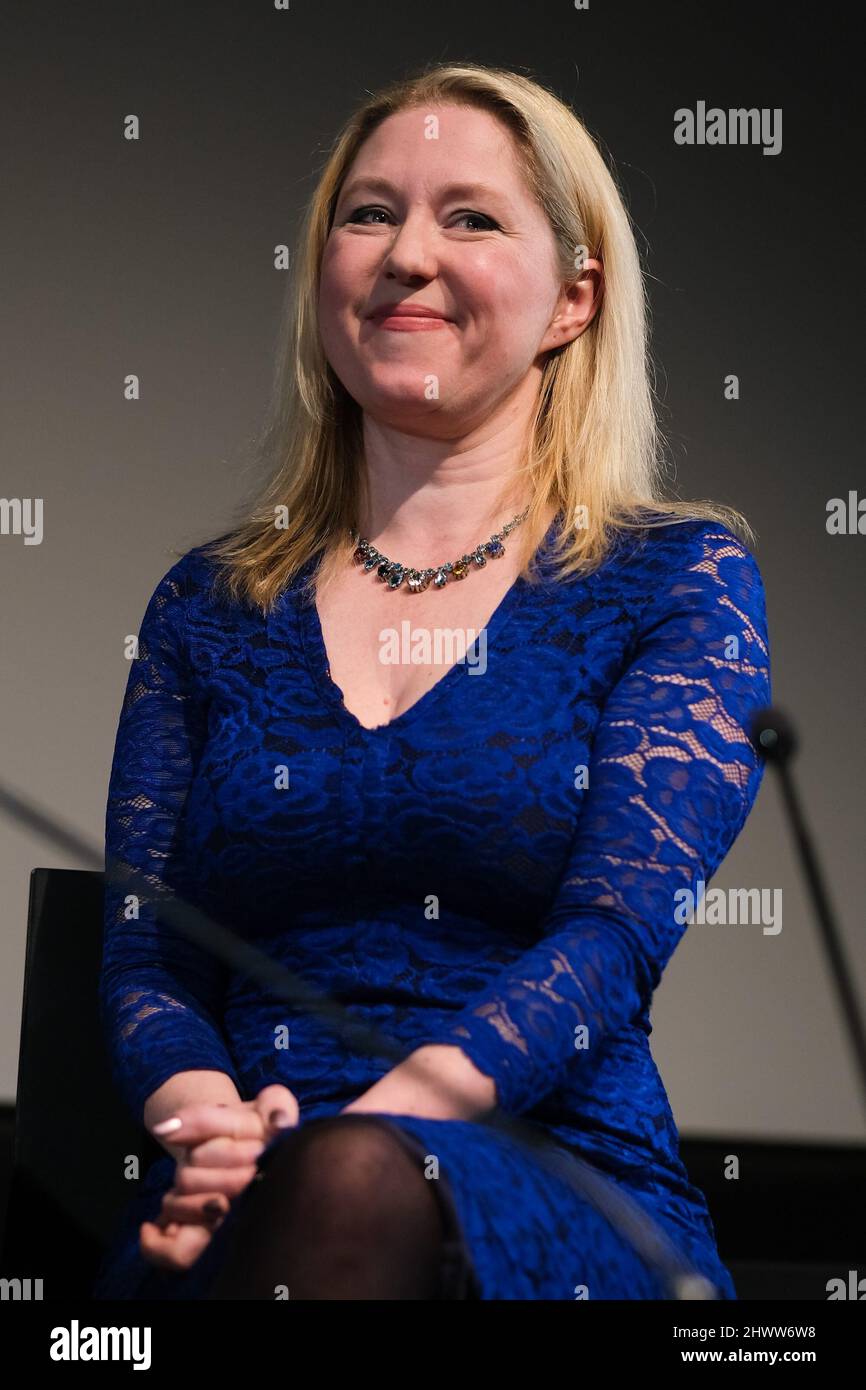 Film critic anna smith hi-res stock photography and images - Alamy