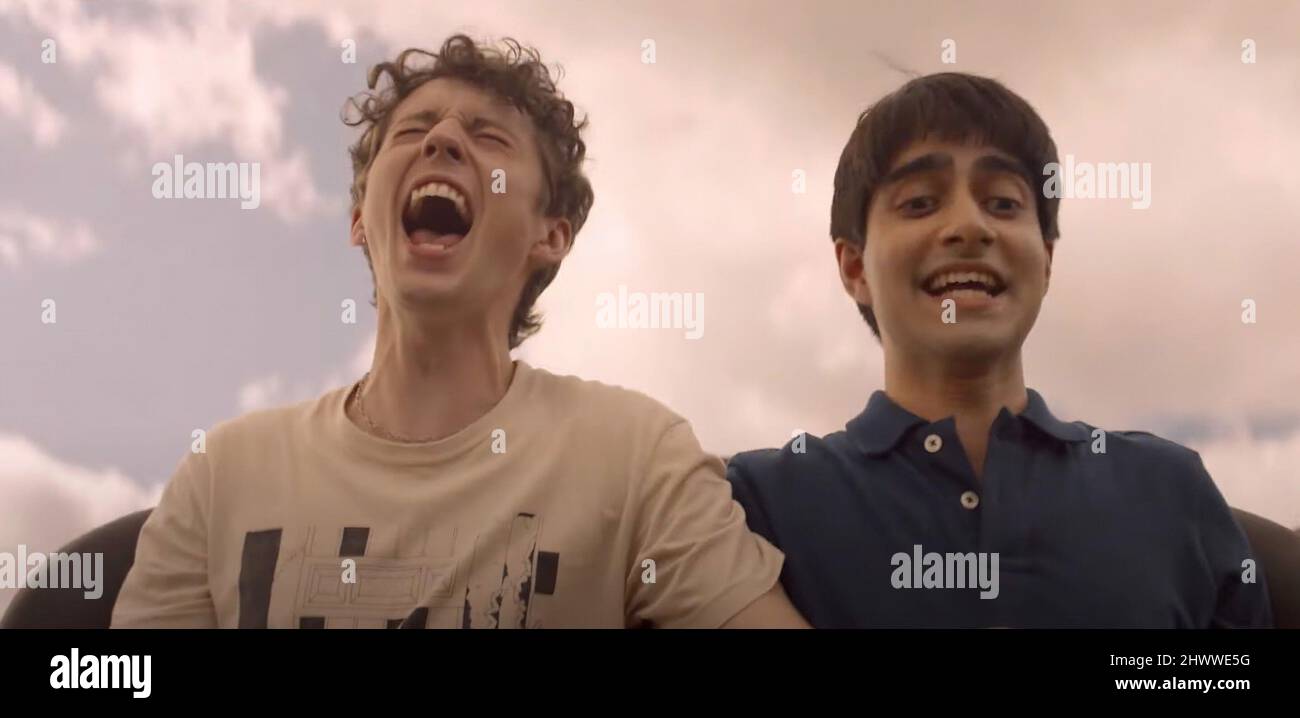 Troye Sivan 2022 Smiling