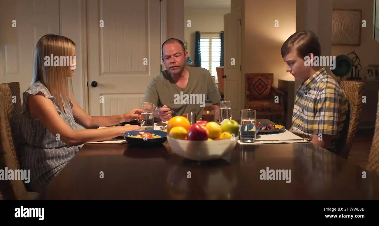 TYSON'S RUN, from left: Amy Smart, Rory Cochran, Major Dodson, 2022 ...