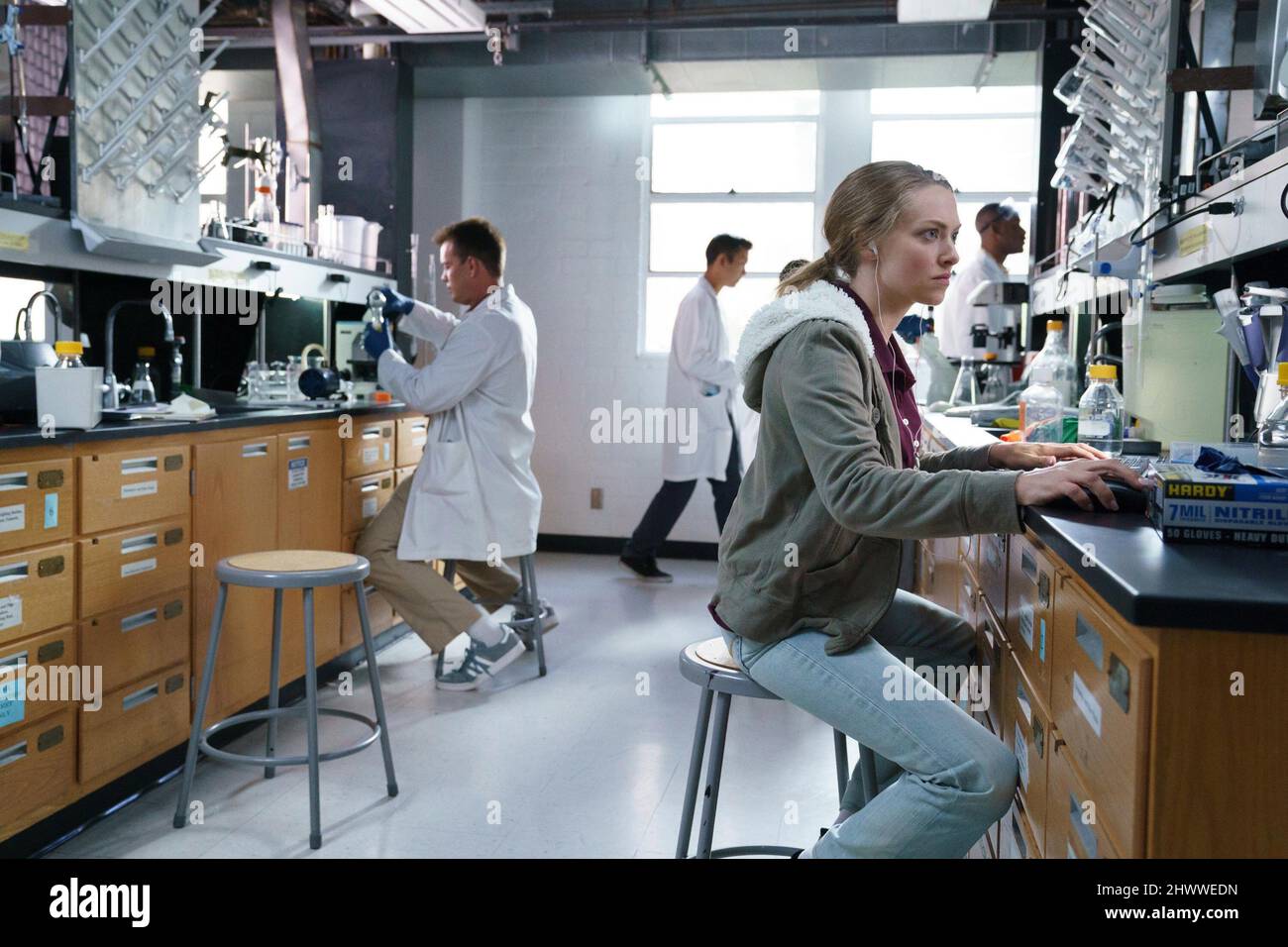 THE DROPOUT, right: Amanda Seyfried as Elizabeth Holmes, I'm in a Hurry ...