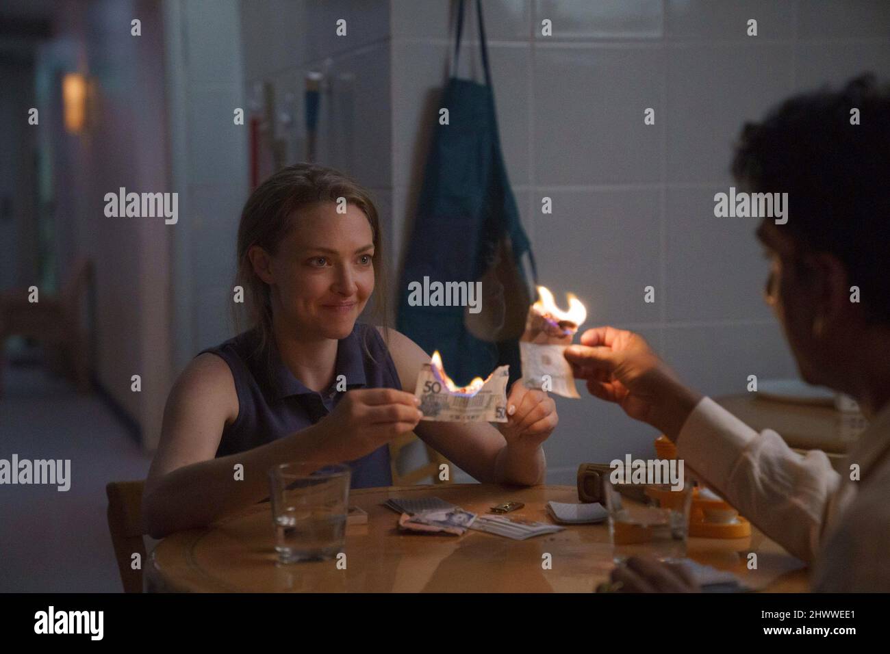 THE DROPOUT, from left: Amanda Seyfried as Elizabeth Holmes, Naveen ...