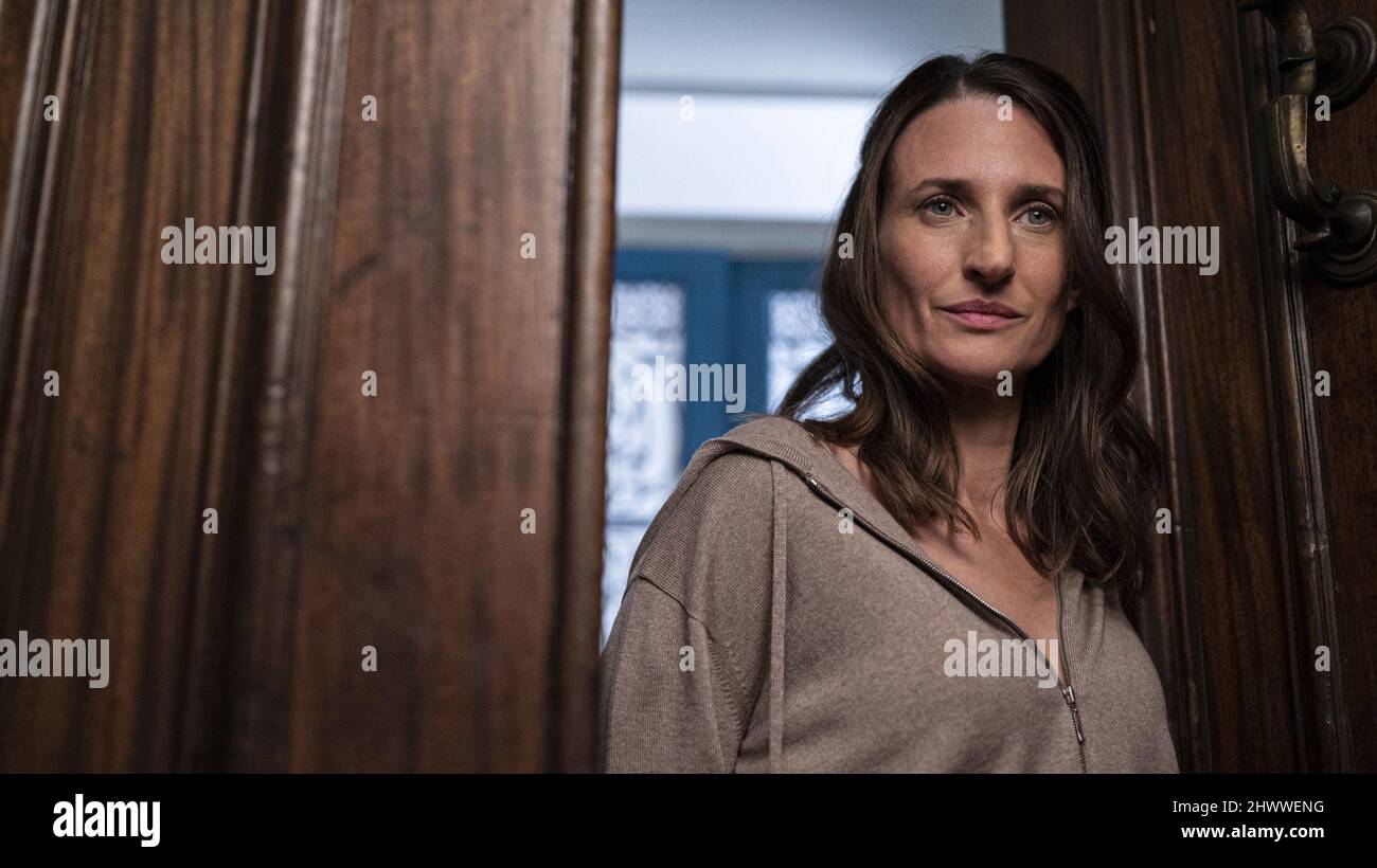 KILLING EVE, Camille Cottin, Don't Get Eaten', (Season 4, ep. 402 ...
