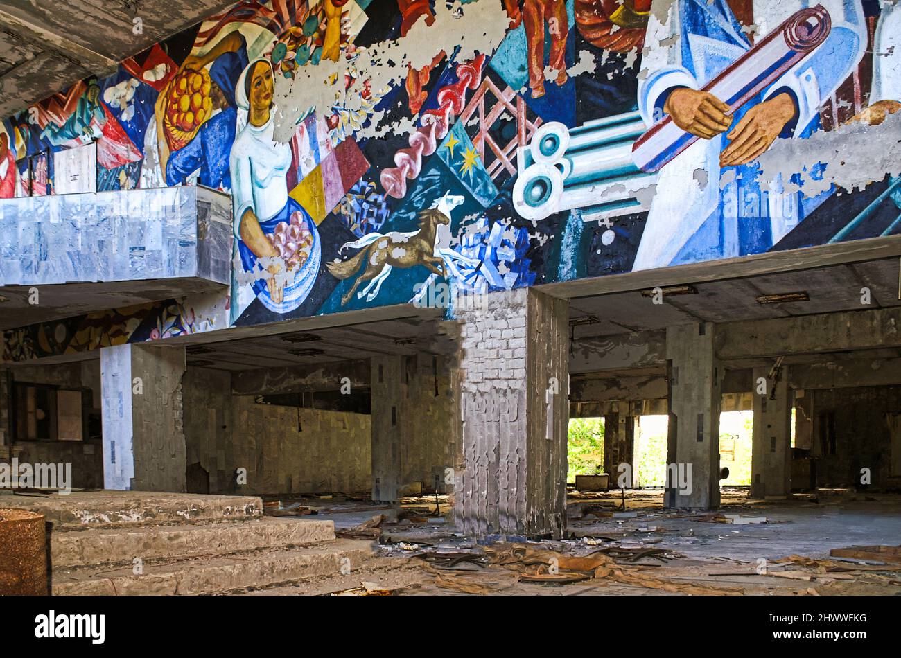 A disturbing look at what remains of the "radioactive" structures of ...