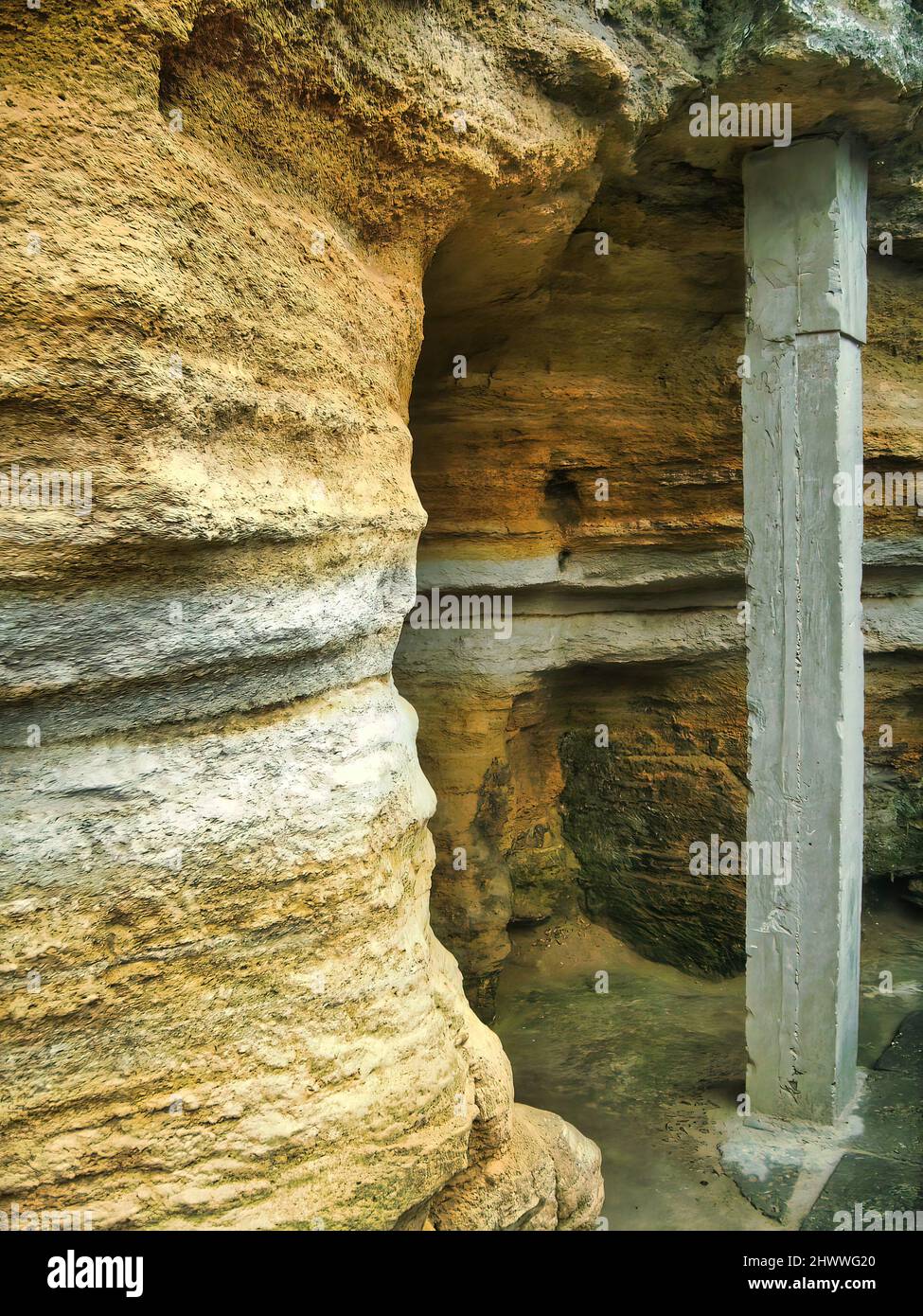 Underground hideout hi-res stock photography and images - Alamy