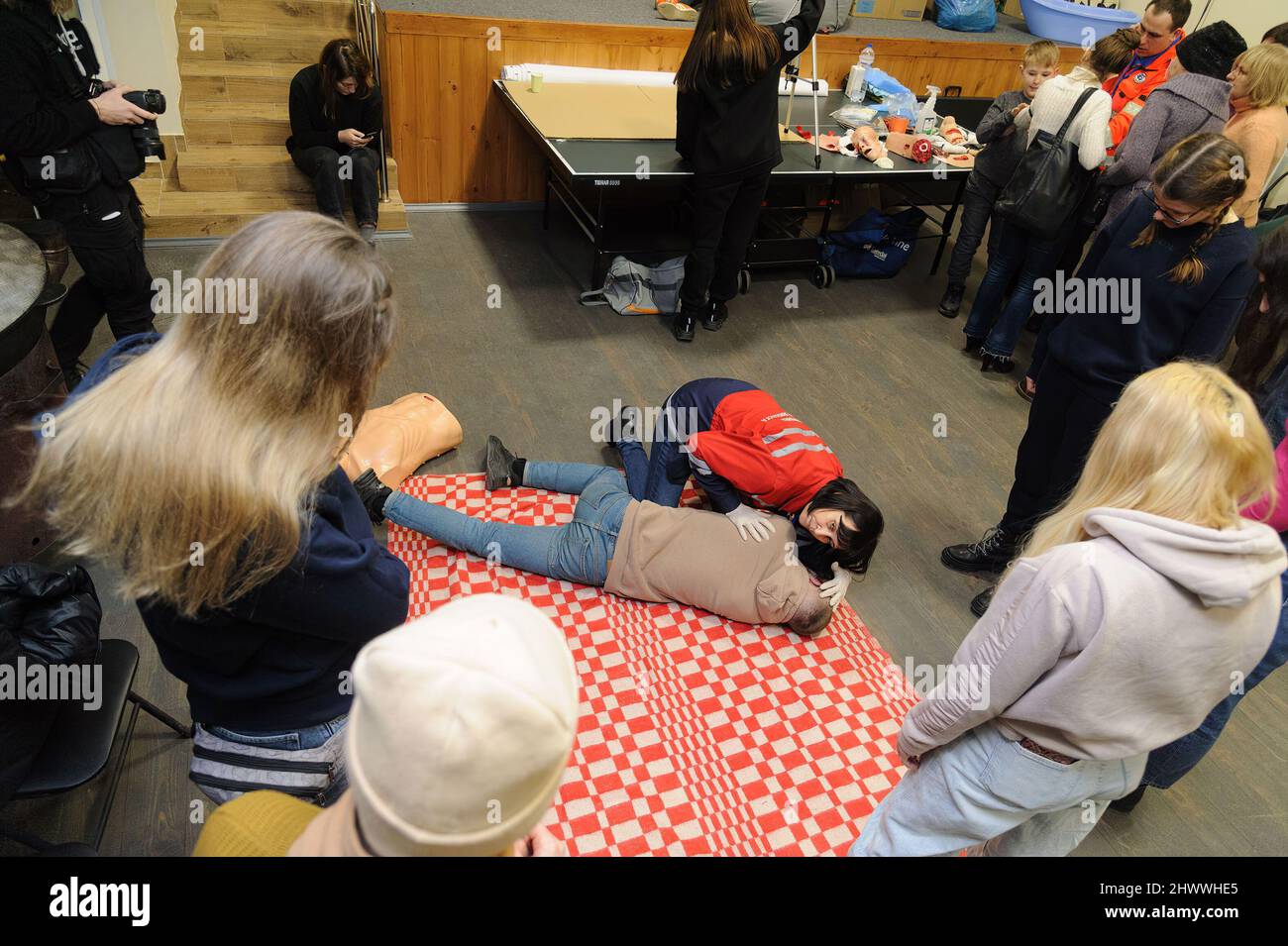 War injuries hi-res stock photography and images - Alamy