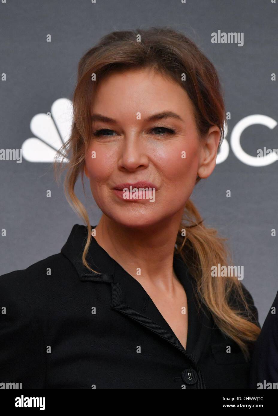 Renee Zellweger attends NBC's "The Thing About Pam" screening at the ...