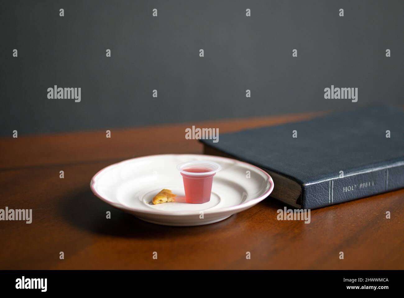 Communion table hi-res stock photography and images - Alamy