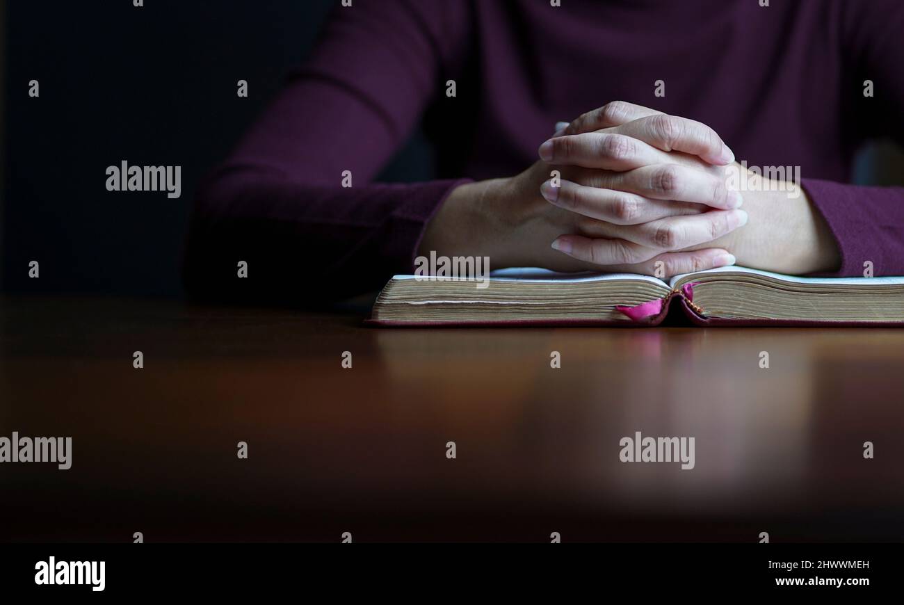 Jesus christ hands up hi-res stock photography and images - Alamy