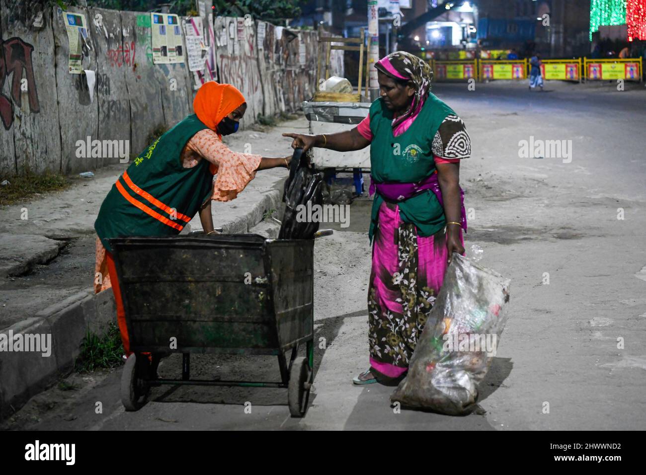 Cleaners city corporation hi-res stock photography and images - Alamy