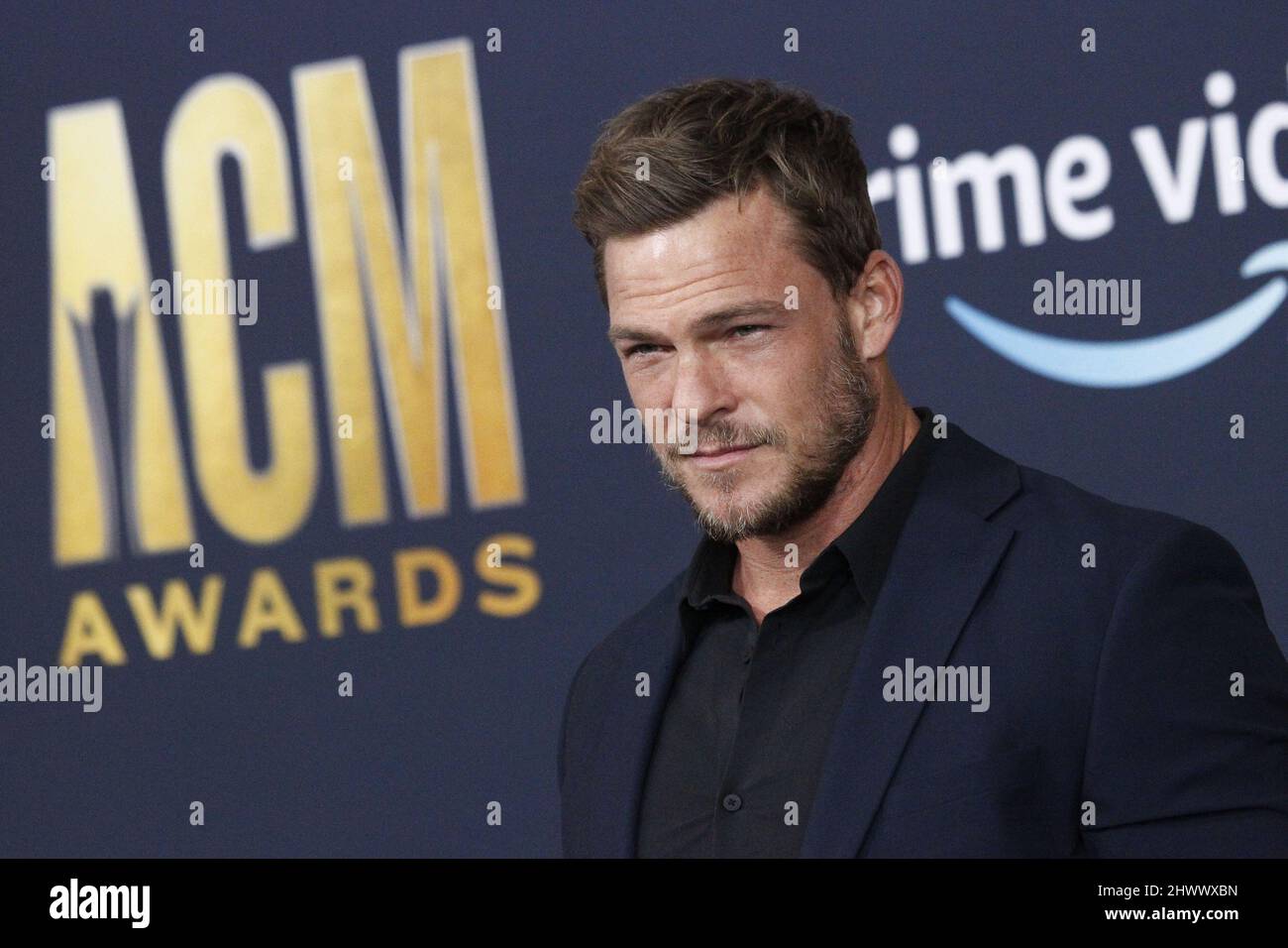 Alan ritchson hi-res stock photography and images - Alamy