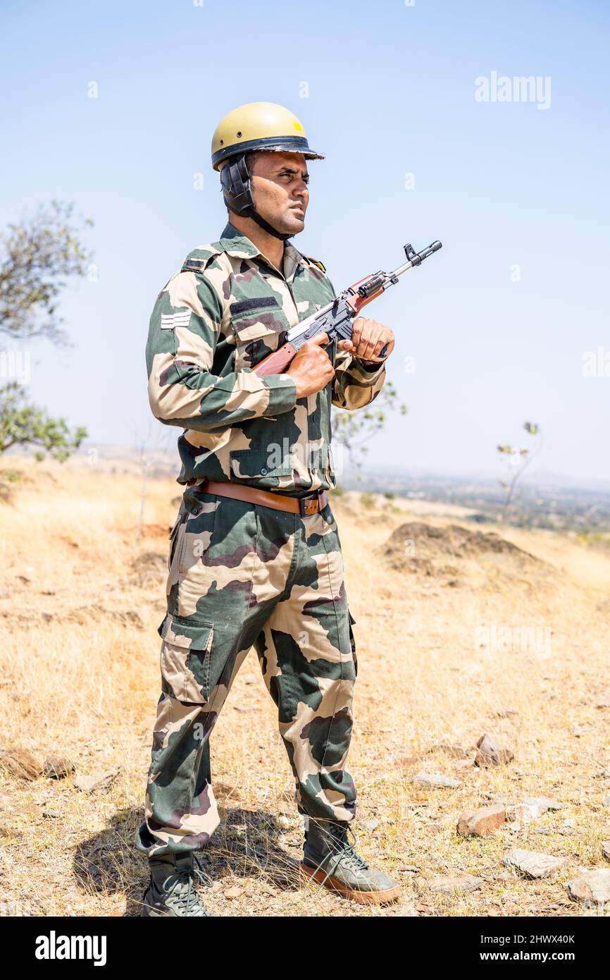 Indian Army Soldier With Gun AK 47, INSAS, M16A2 And More: Top 8