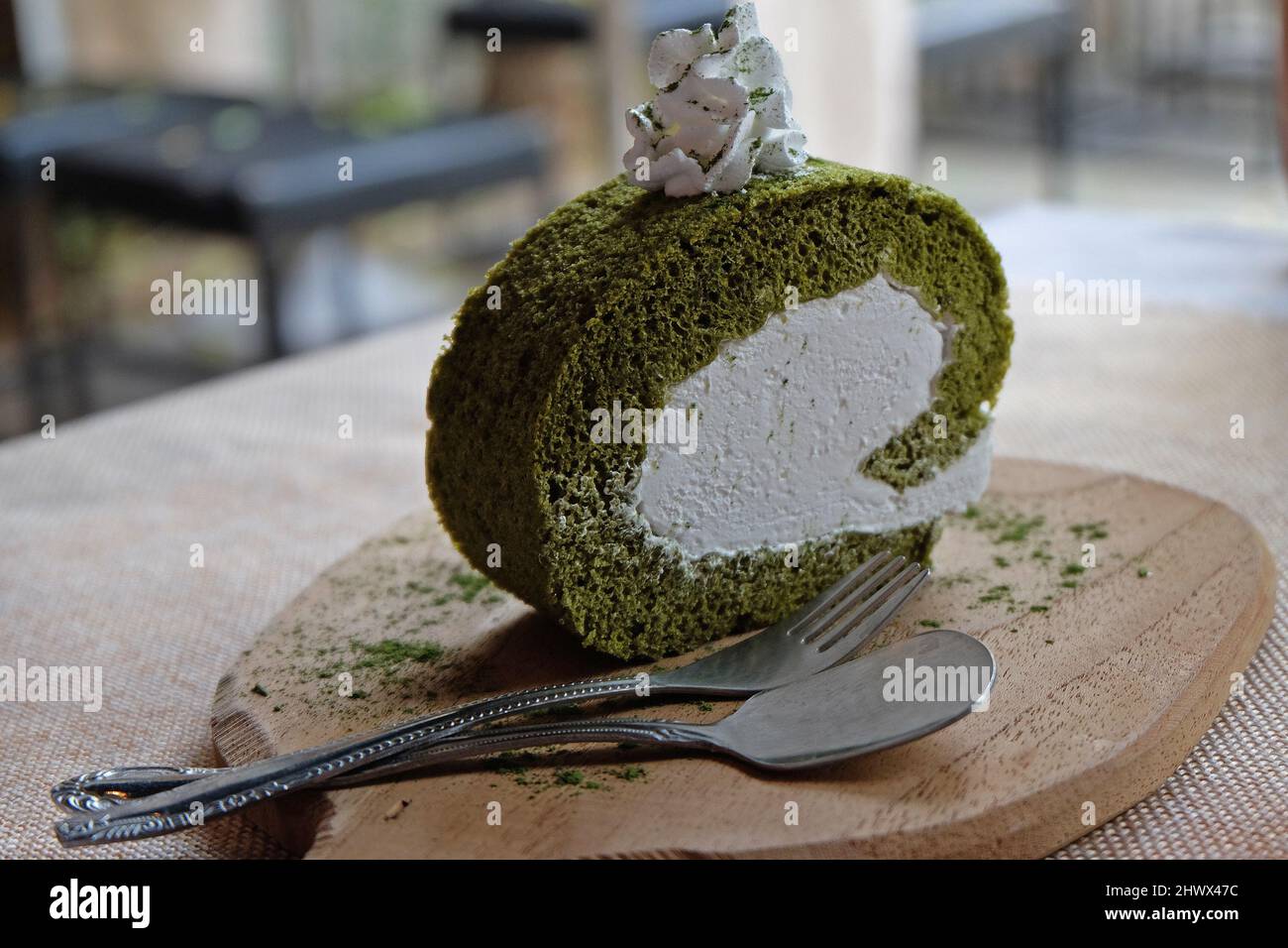 Japanese sponge cake hi-res stock photography and images - Alamy