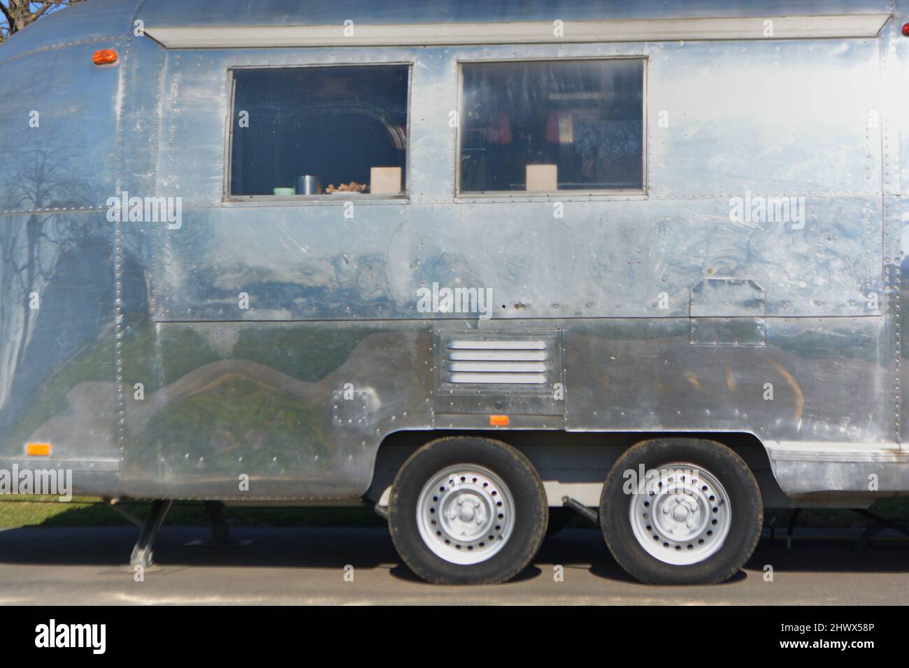 Food van caravan truck hi-res stock photography and images - Alamy