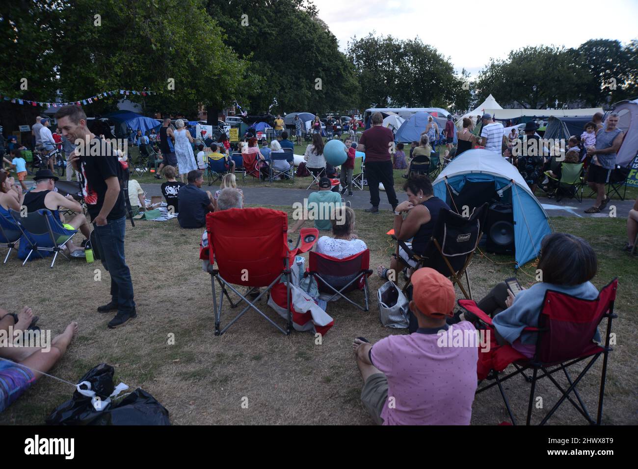 Crowd new zealand hi-res stock photography and images - Alamy