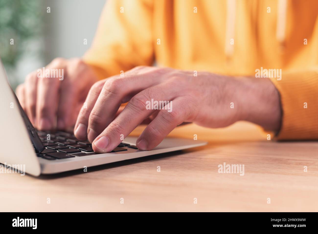 Adult typing hi-res stock photography and images - Alamy