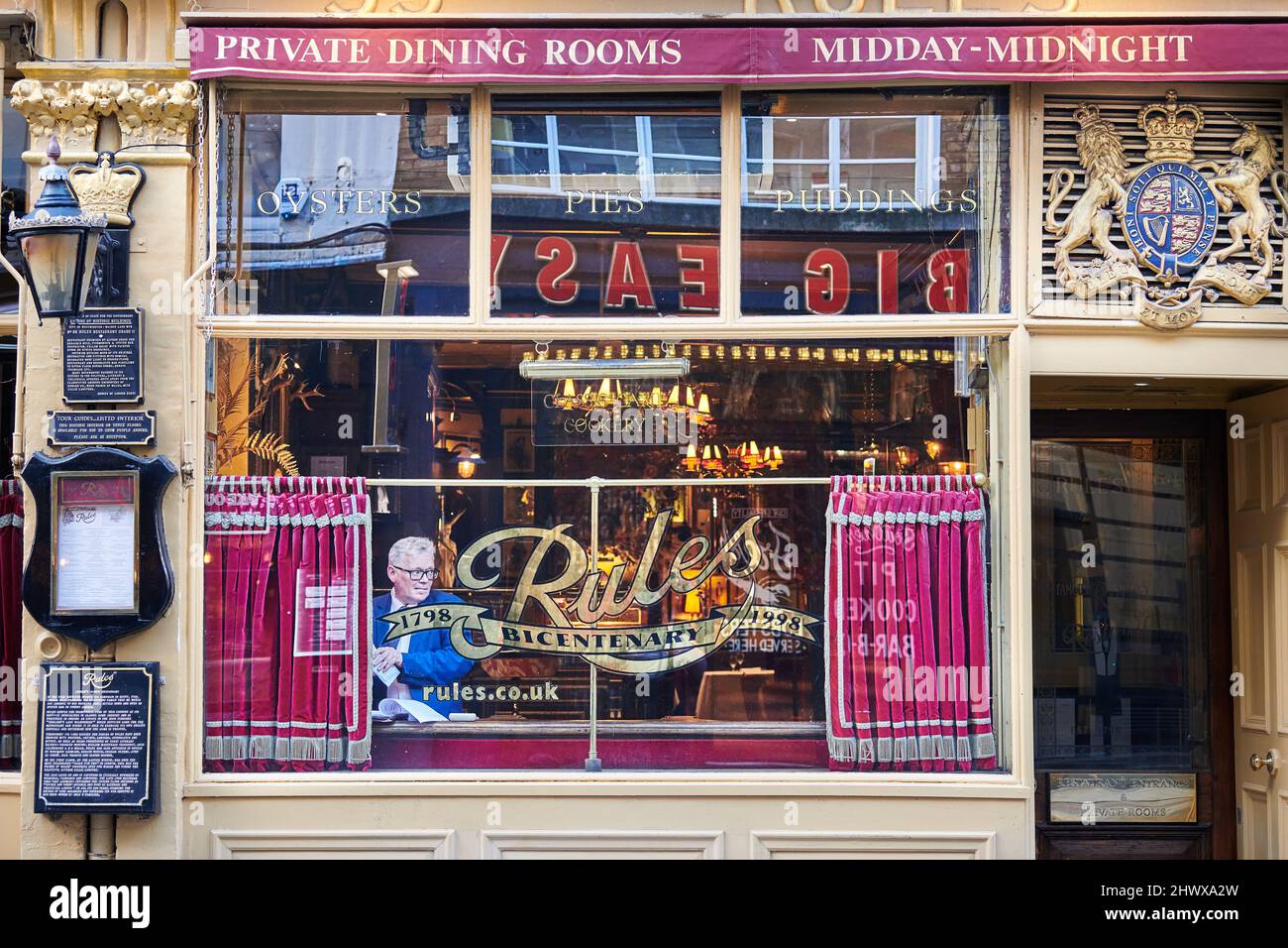 Rules restaurant maiden lane westminster london england oldest 1 hi-res ...