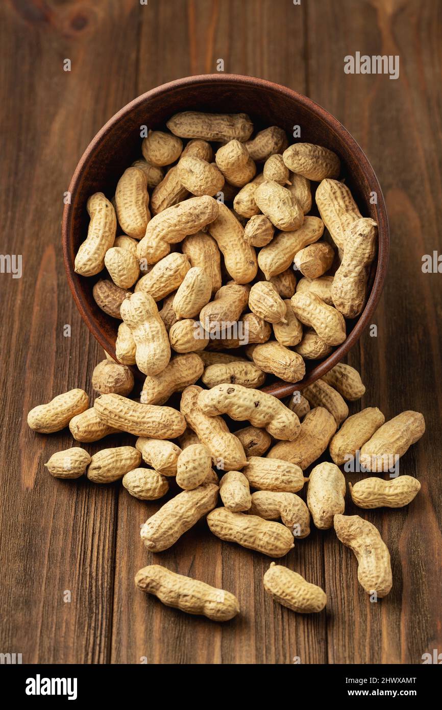 Peanuts closeup hi-res stock photography and images - Alamy