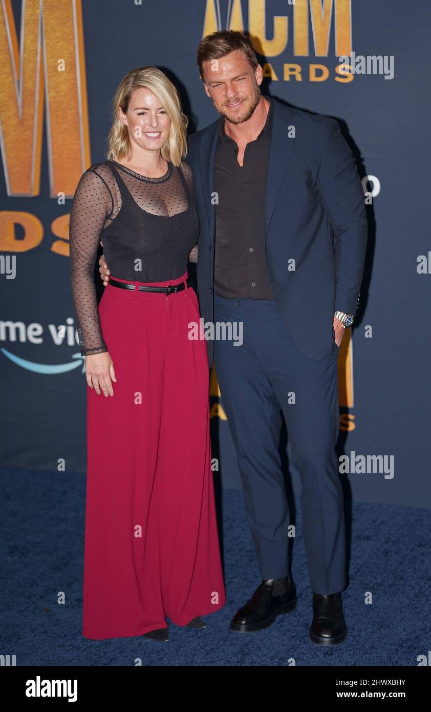 Las Vegas, USA. 07th Mar, 2022. Alan Ritchson and Cat arrive at the ...