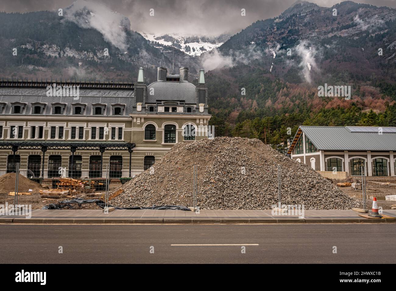 Canfranc Train station, Pyrenees Spain Stock Photo - Alamy
