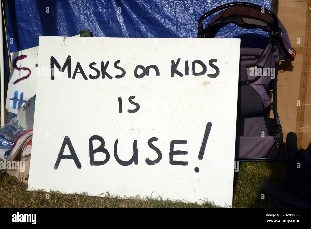 Signs of abuse hi-res stock photography and images - Alamy