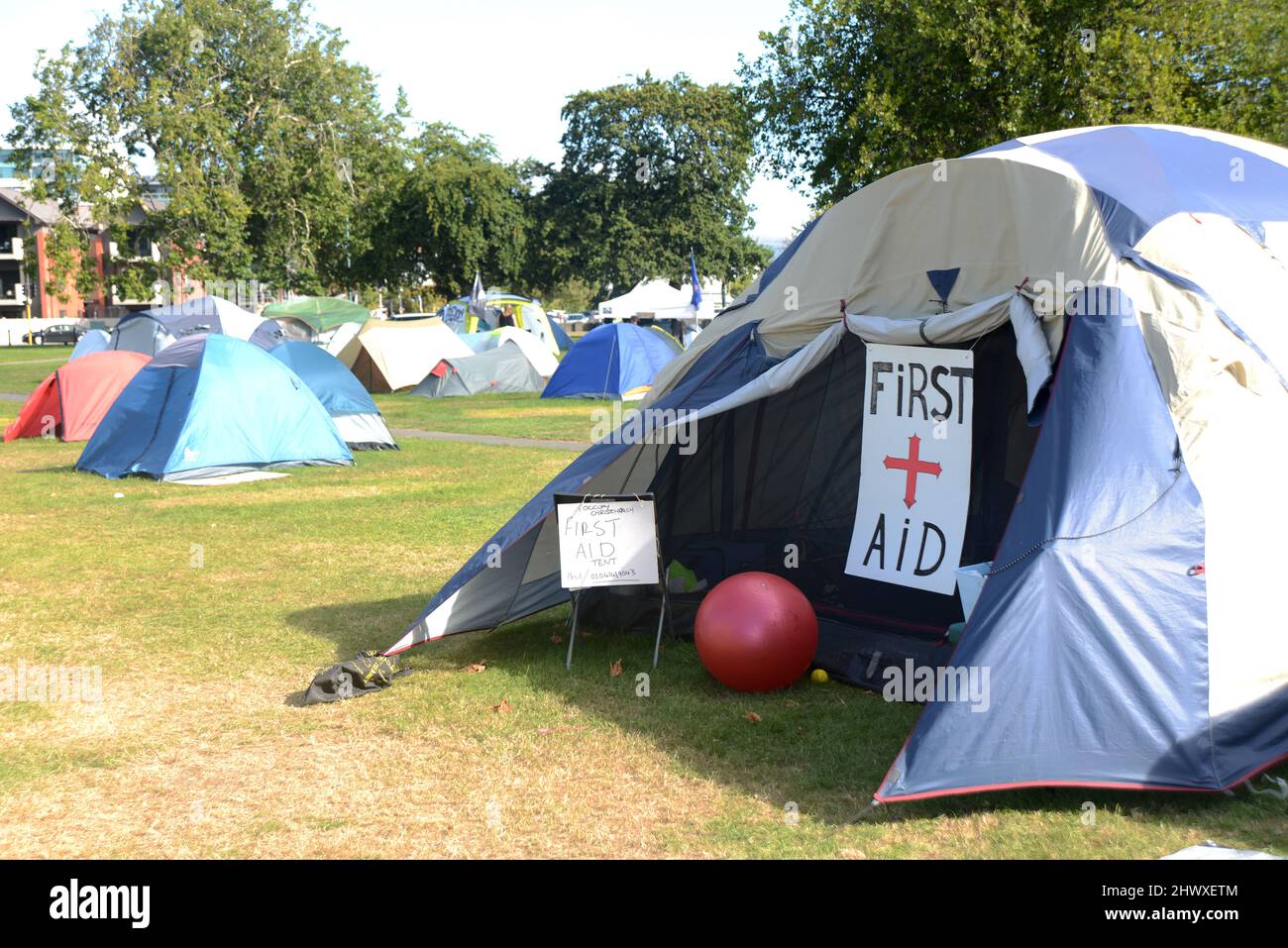 First aid tent hi-res stock photography and images - Alamy