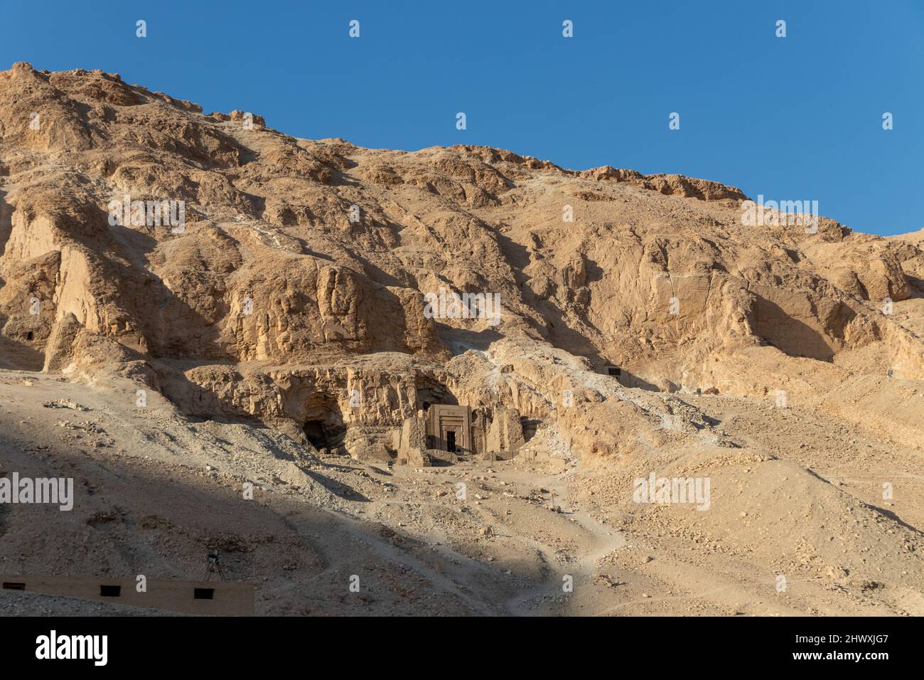Graves beside the Hatshepsut Temple in Luxor, Egypt Stock Photo - Alamy