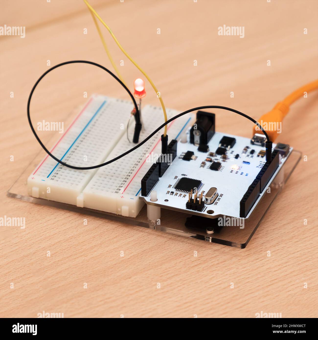 Small electronic Board with chips and wires Stock Photo - Alamy