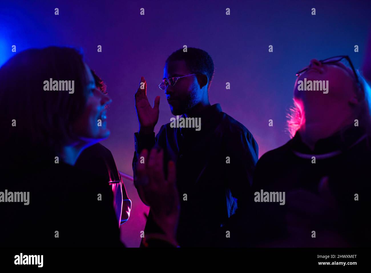 Back lit crowd hi-res stock photography and images - Alamy