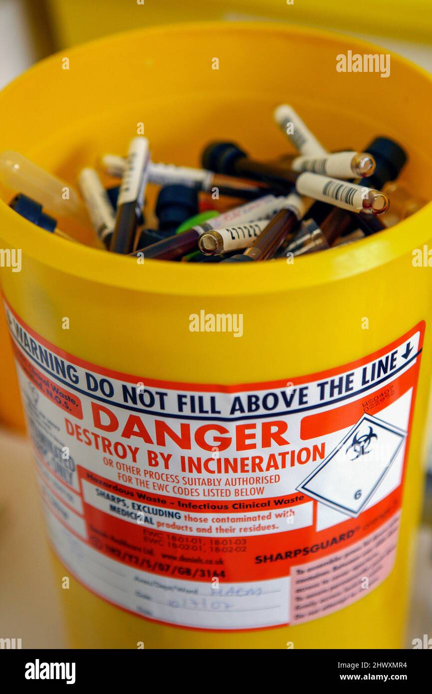 Biohazard bin yellow hi-res stock photography and images - Alamy