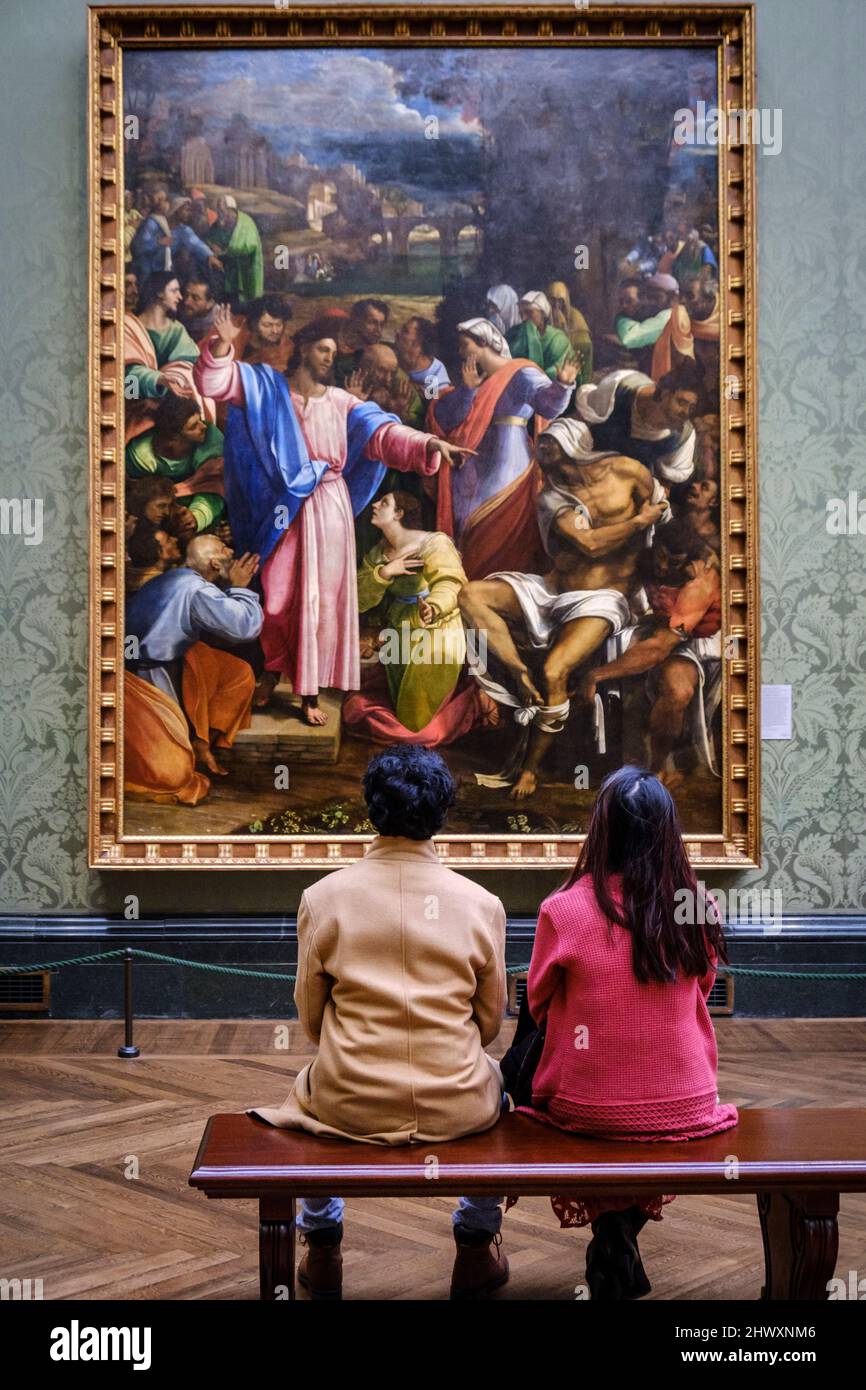 couple looking at a painting, National Gallery, London, England, Great ...
