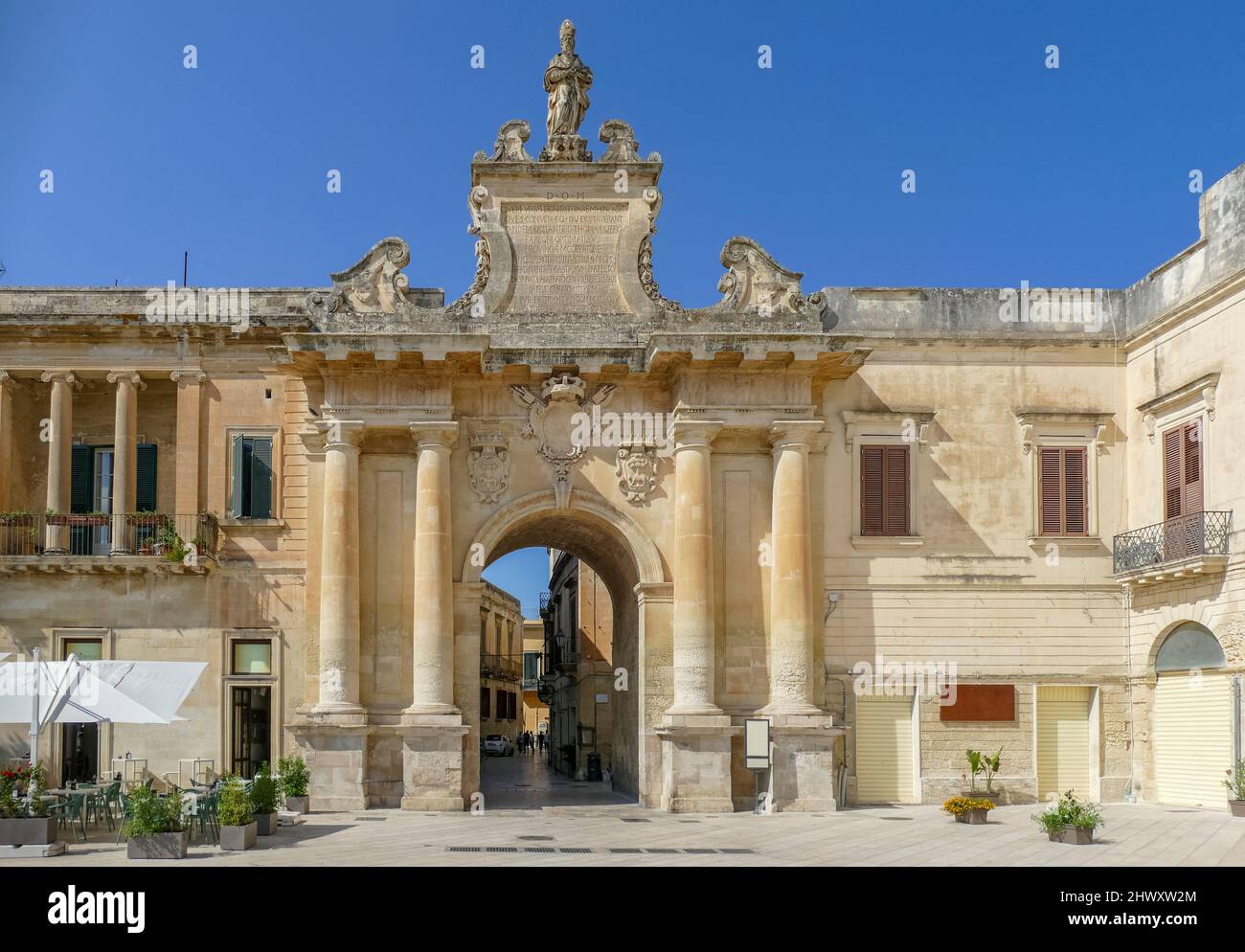 Porta lecce hi-res stock photography and images - Alamy