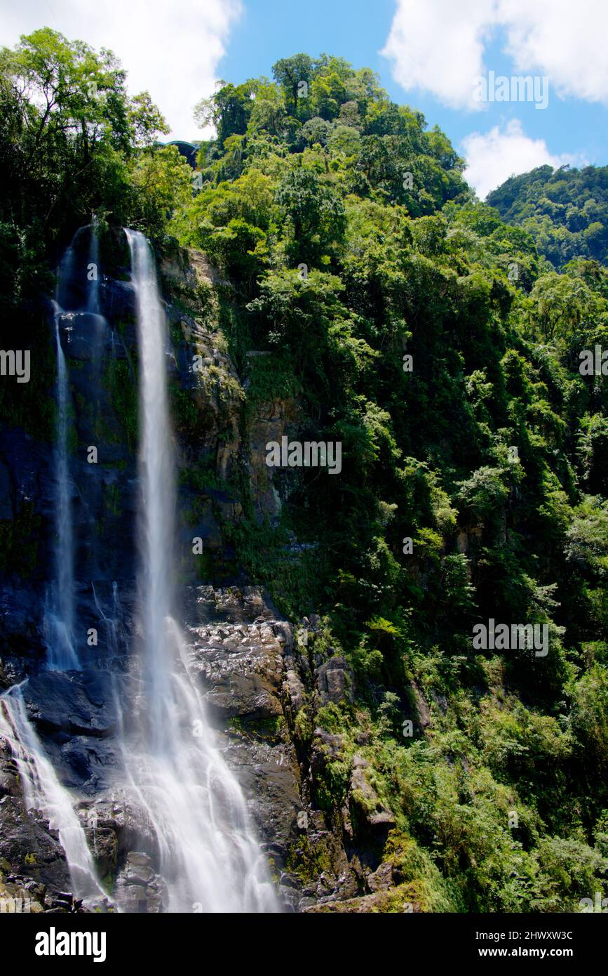 Oriental waterfall landscape art hi-res stock photography and images ...