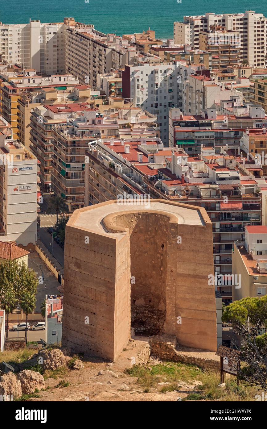 Rehabilitation of the Octagonal Tower, of medieval origin in Cullera ...
