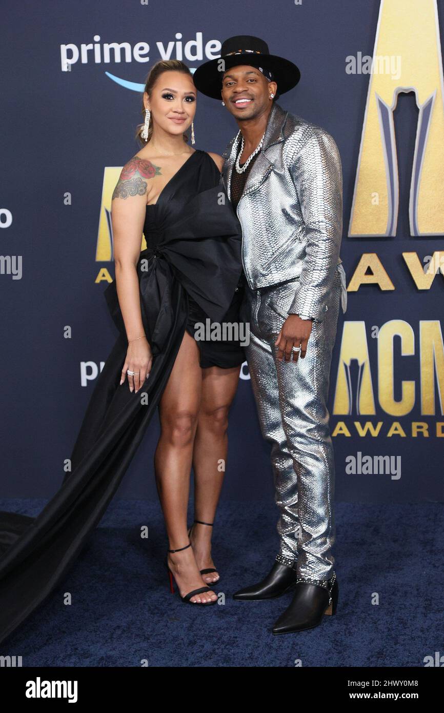 Las Vegas, NV, USA. 7th Mar, 2022. Alexis Gale, Jimmie Allen at ...