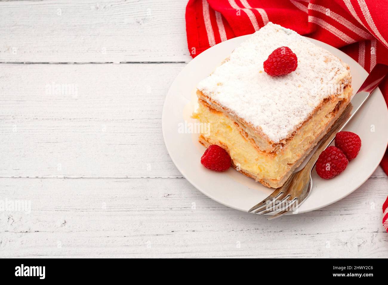 Kremowka cake hi-res stock photography and images - Alamy