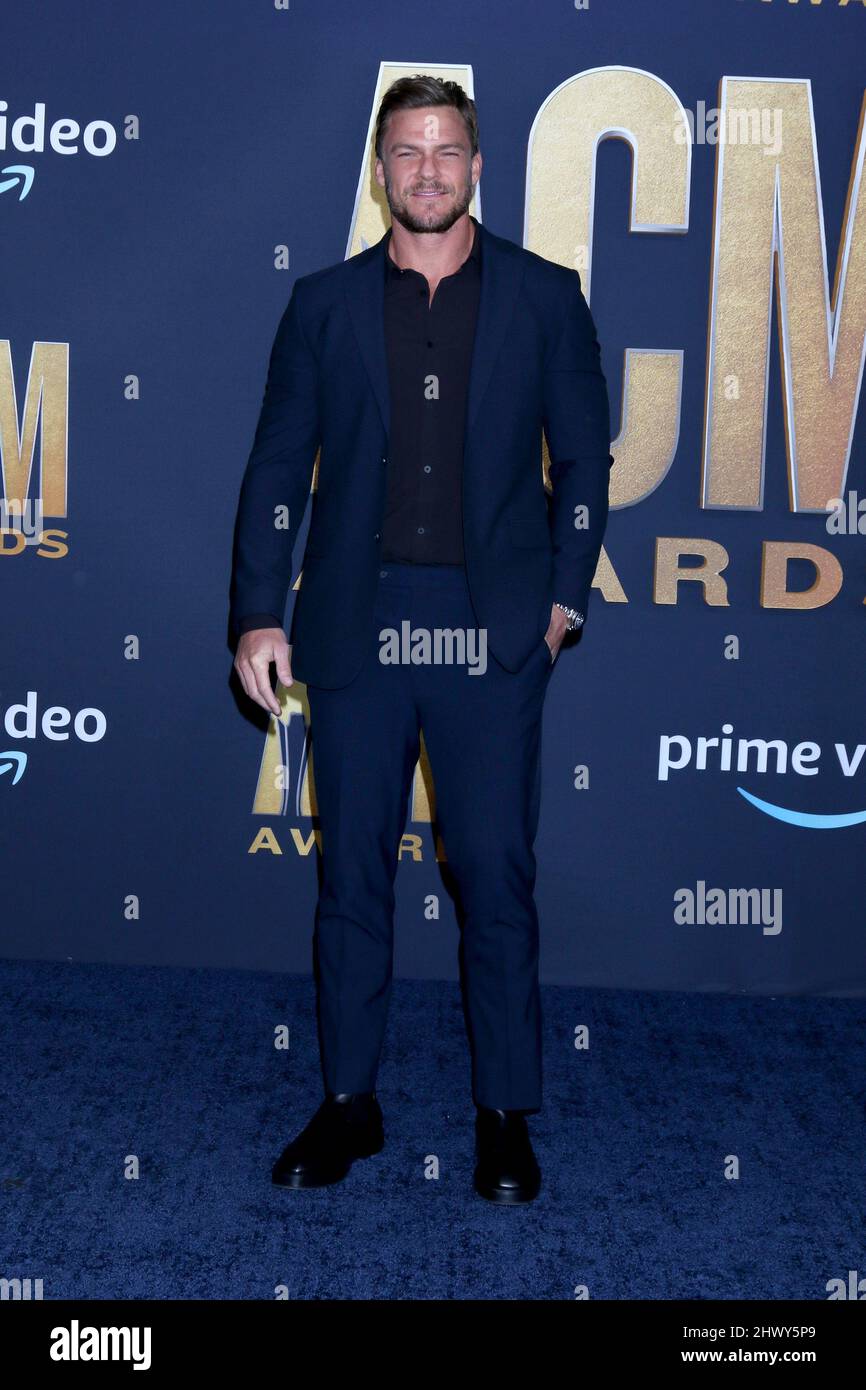 LAS VEGAS - MAR 7: Alan Ritchson at the 2022 Academy of Country Music ...