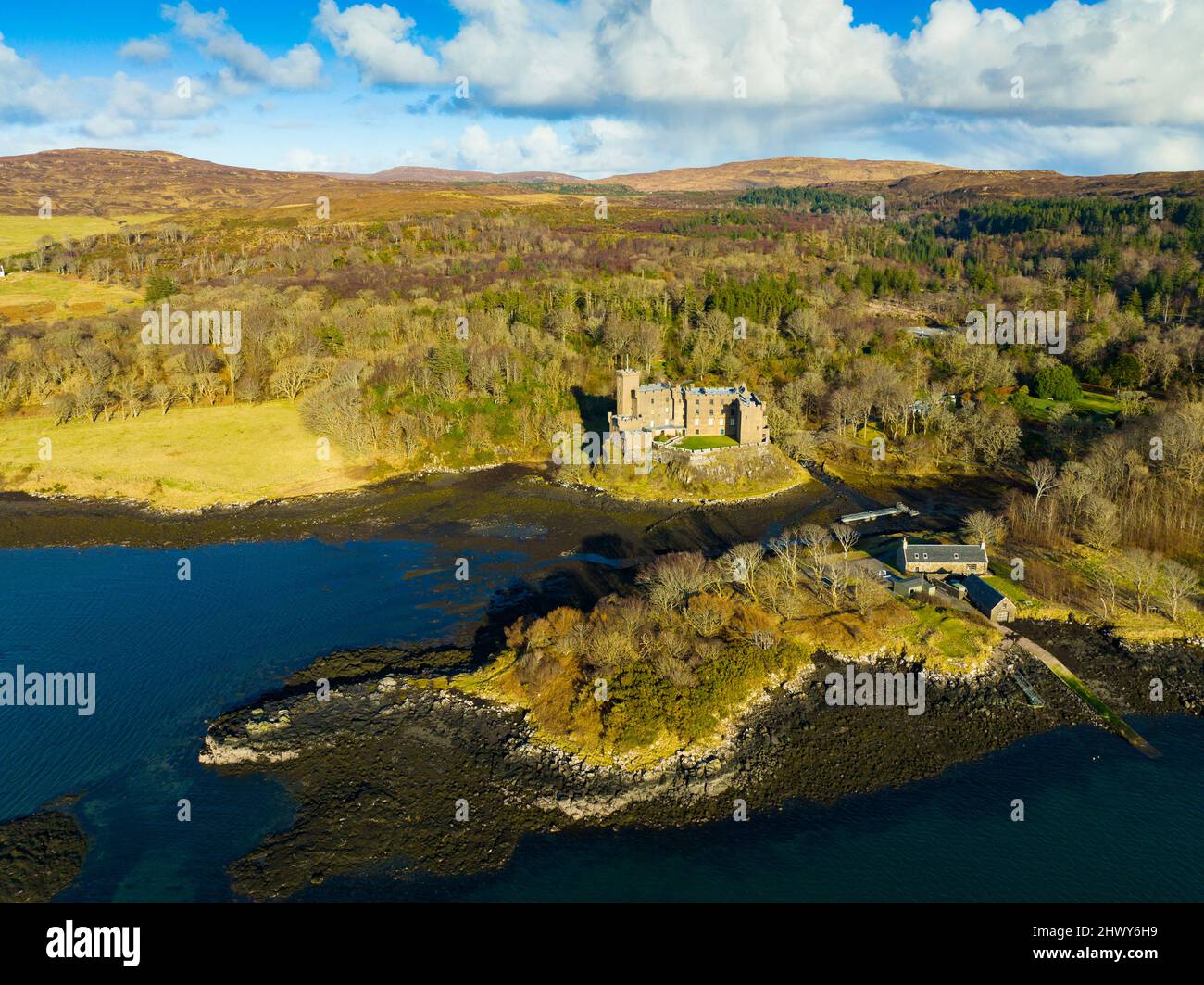 Landscape view from dunvegan castle hi-res stock photography and images ...