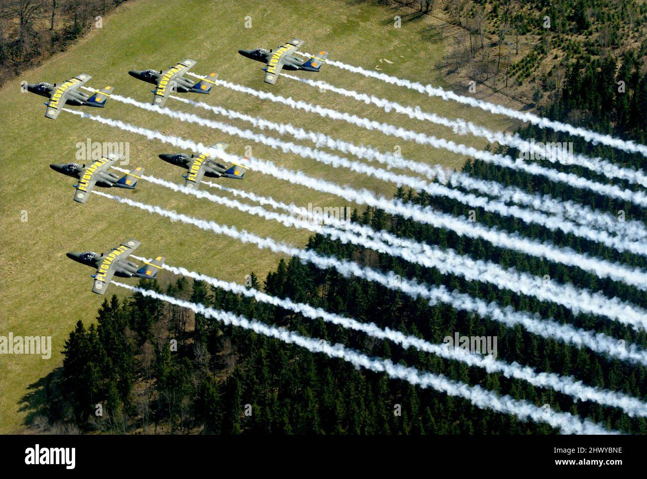 The Saab 105 is a Swedish high-wing, twinjet trainer aircraft developed ...