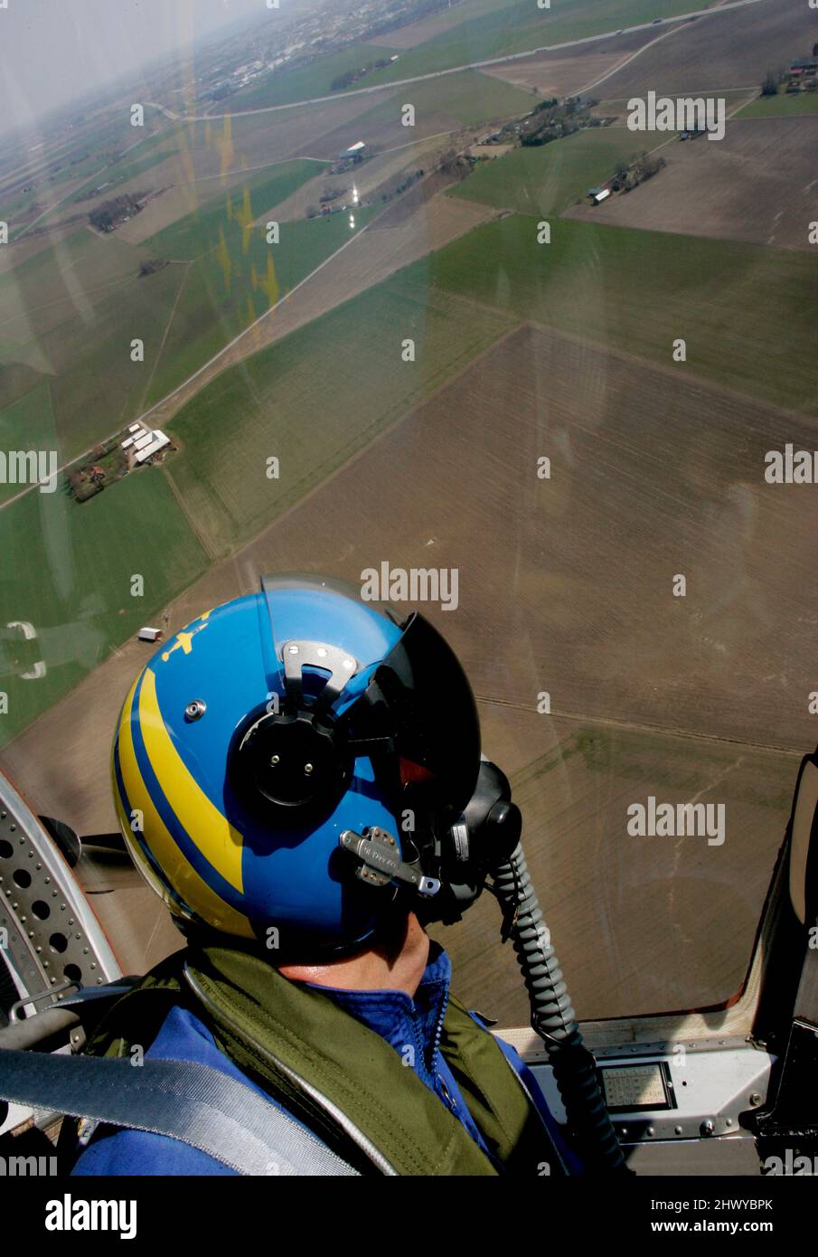 The Saab 105 is a Swedish high-wing, twinjet trainer aircraft developed ...