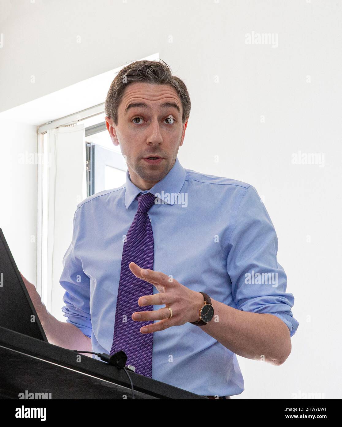 Simon harris irish hi-res stock photography and images - Alamy