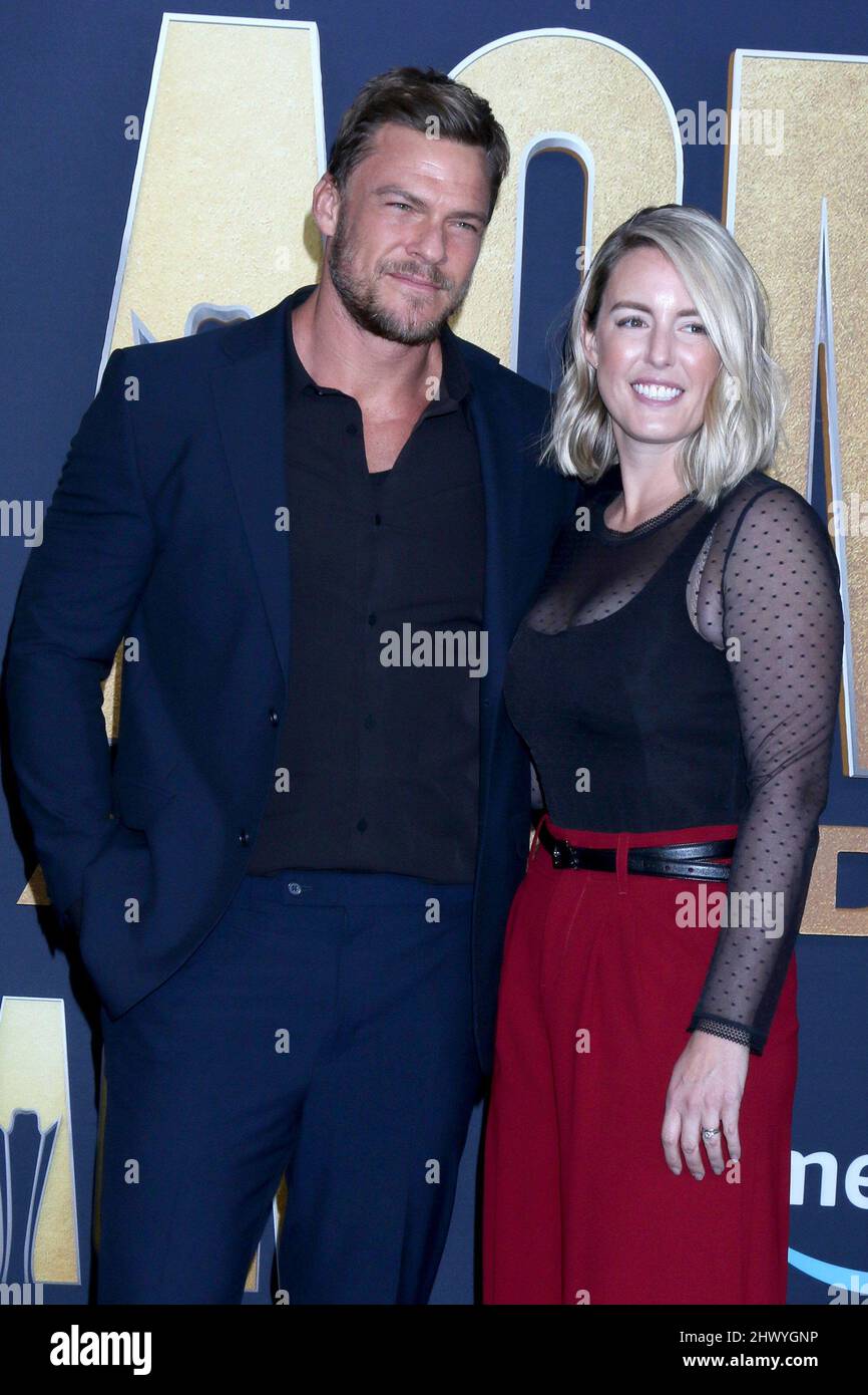 Las Vegas, NV, USA. 7th Mar, 2022. Alan Ritchson, Catherine Ritchson at ...