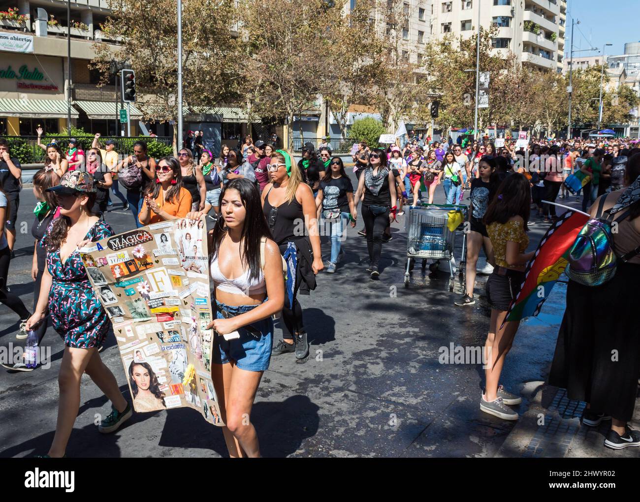 Women marching revolution hi-res stock photography and images - Alamy