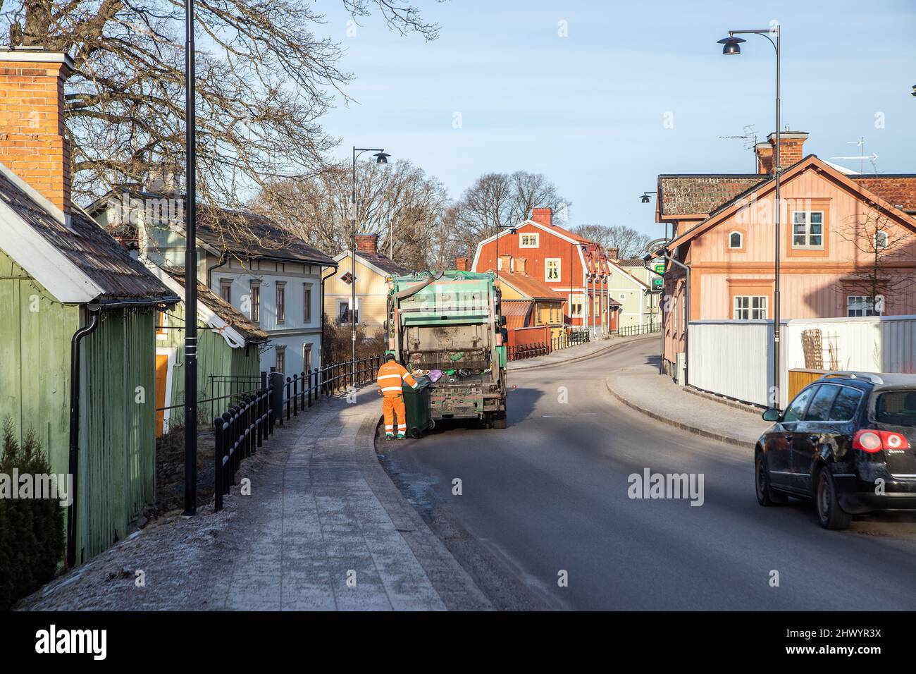 Rubbish truck collecting hi-res stock photography and images - Alamy