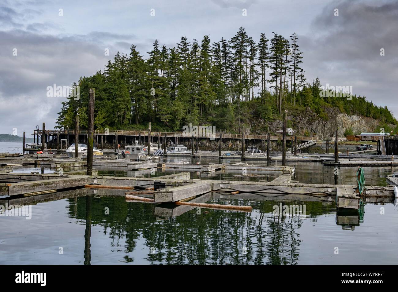 Dock and Pier in the historical boardwalk village of Telegraph Cove ...