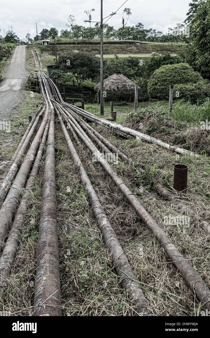 Crude oil, pollution, Ecuador, Texaco, Chevron, sick people ...