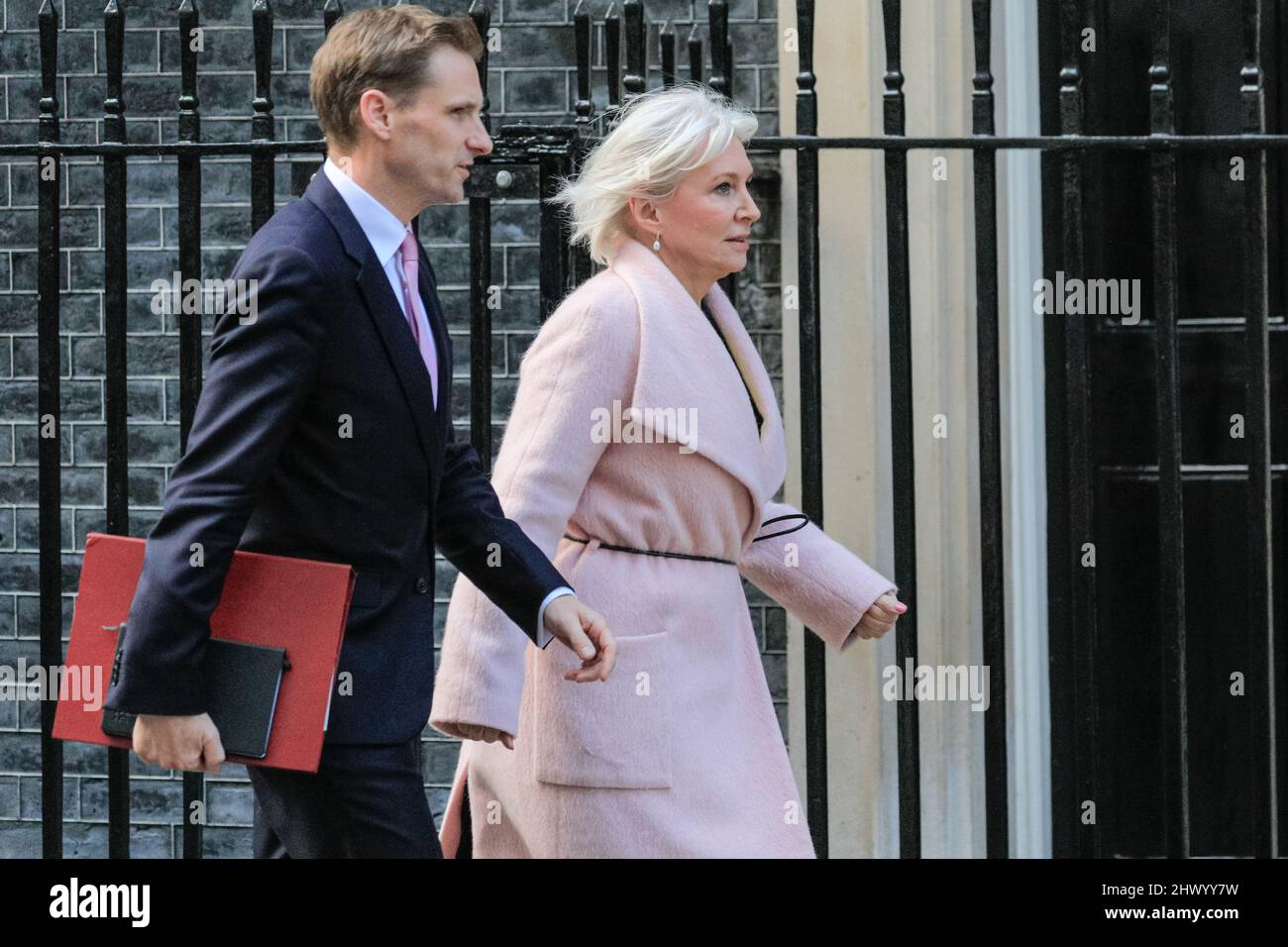 Nadine dorries mp hi-res stock photography and images - Alamy