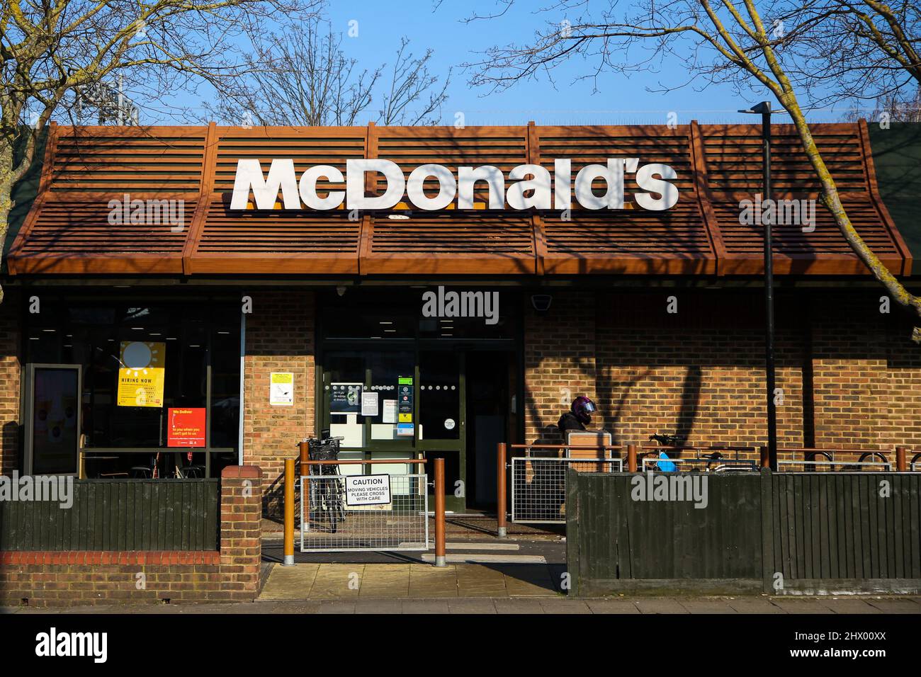 Mcdonalds uk branch hi-res stock photography and images - Alamy