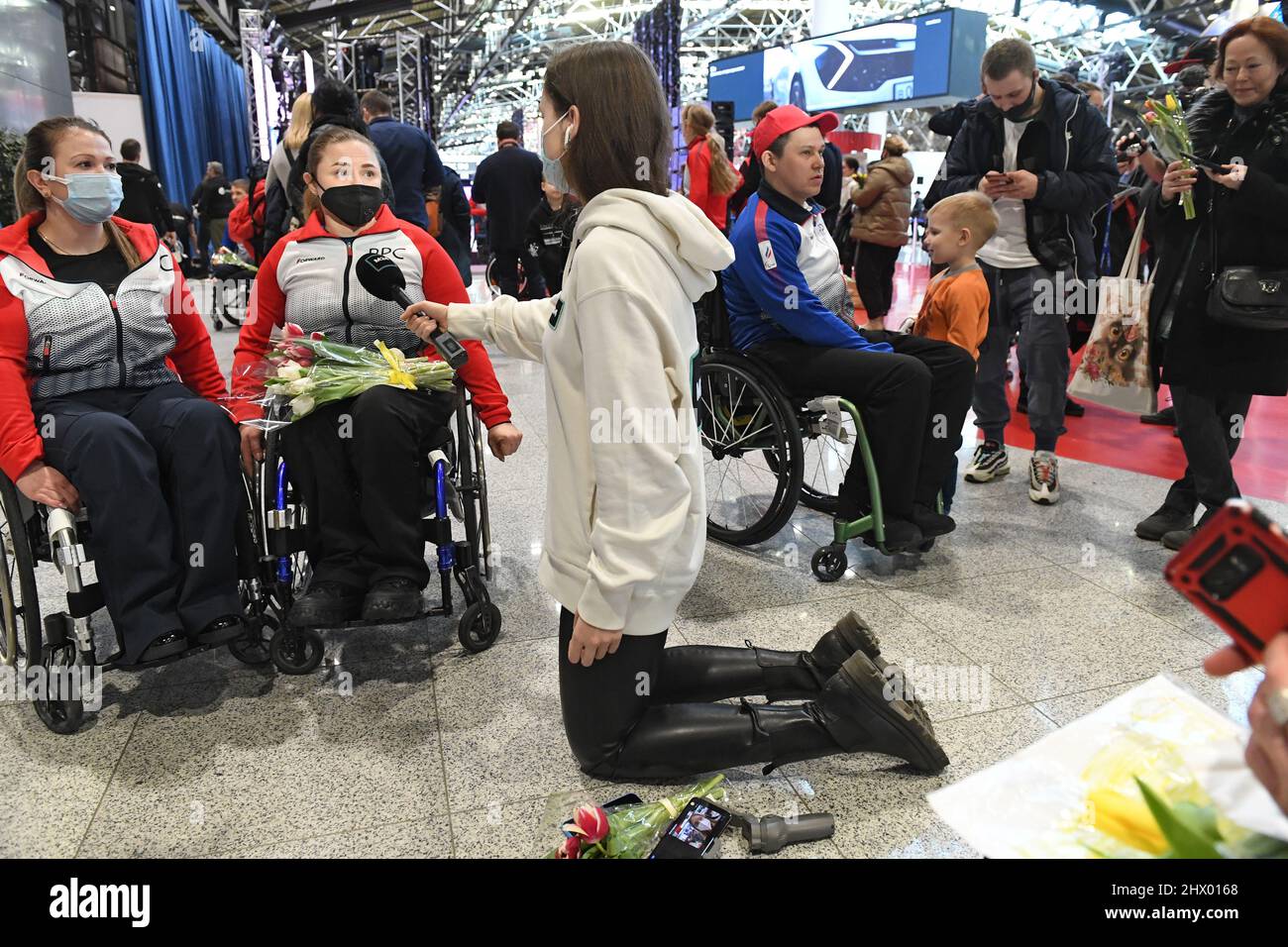 Meeting of the Russian Paralympic team at the Sheremetyevo ...