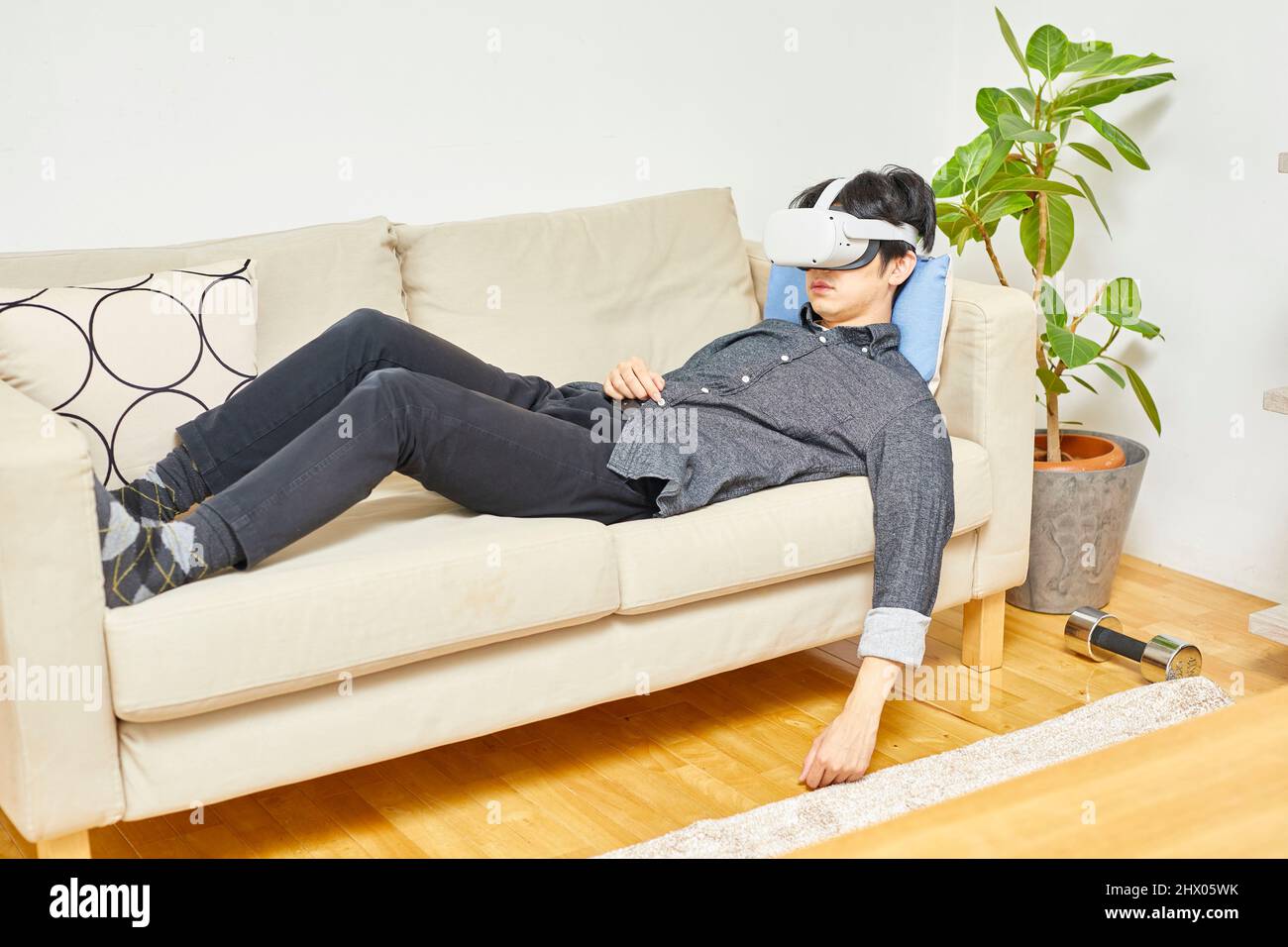 Aerial view man virtual reality hi-res stock photography and images - Alamy