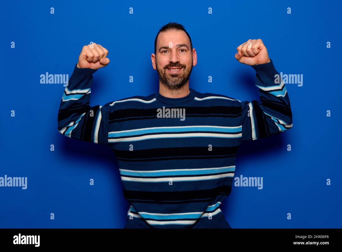 Caucasian happy unshaven strong sporty fitness student man 40s in ...